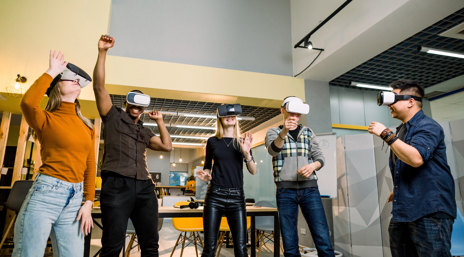 VR Lenses Compatibility with Popular VR Headsets – VOY Glasses