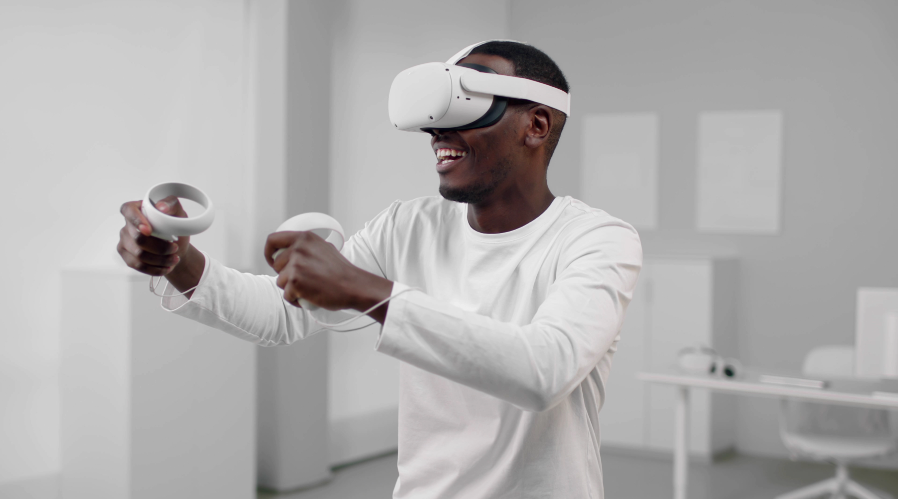 How can VR Lenses insert improve your VR experience? – VOY Glasses