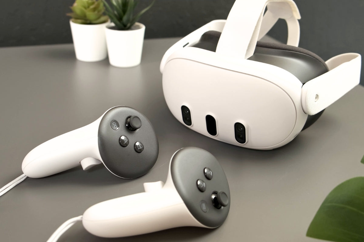 Why VR Lenses Are a Must-Have for Meta Quest 3? – VOY Glasses